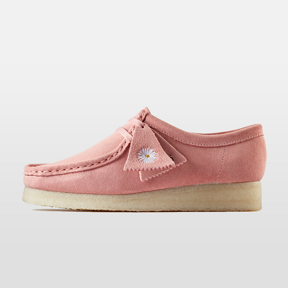 Clarks Wallabee D Blush Pink Suede - CL26175671 - Merchsweden